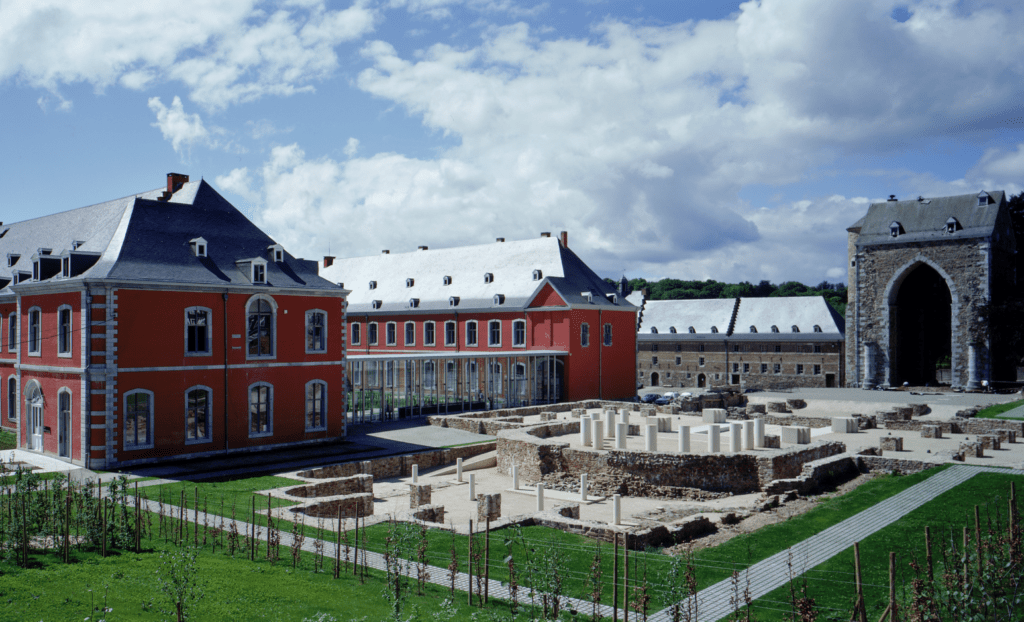 Adeline Rispal – INVISIBL.EU – Paris | Stavelot Abbey Museum - Adeline ...